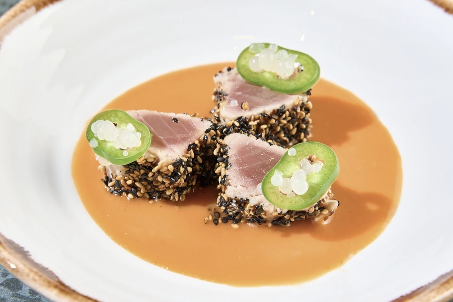 SenSa Restaurant: Nikkei zážitky a nevšední menu v srdci Prahy